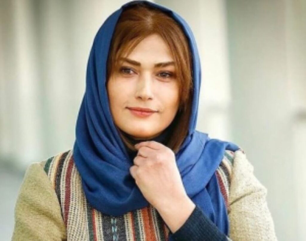 بیوگرافی لادن مستوفی (زندگی شخصی + فیلم و سریال ها) - ویدو